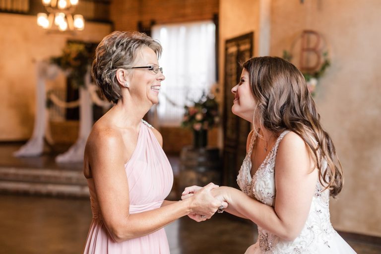 Revel Wedding | Anna & Blake - Jennifer Stuart Photography