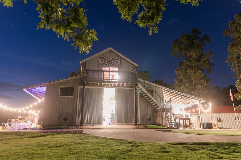 Arran Farm Wedding | Alli & Nick - Jennifer Stuart Photography